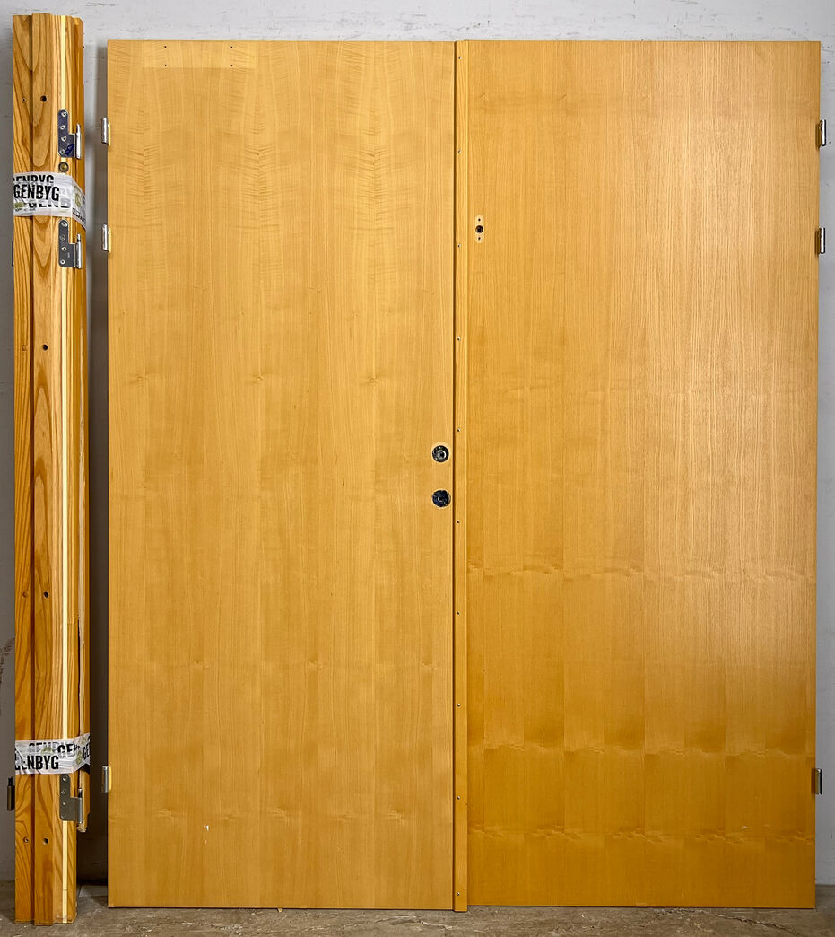 Dobbelt BD-30 Branddør med karm M18 - Genbyg