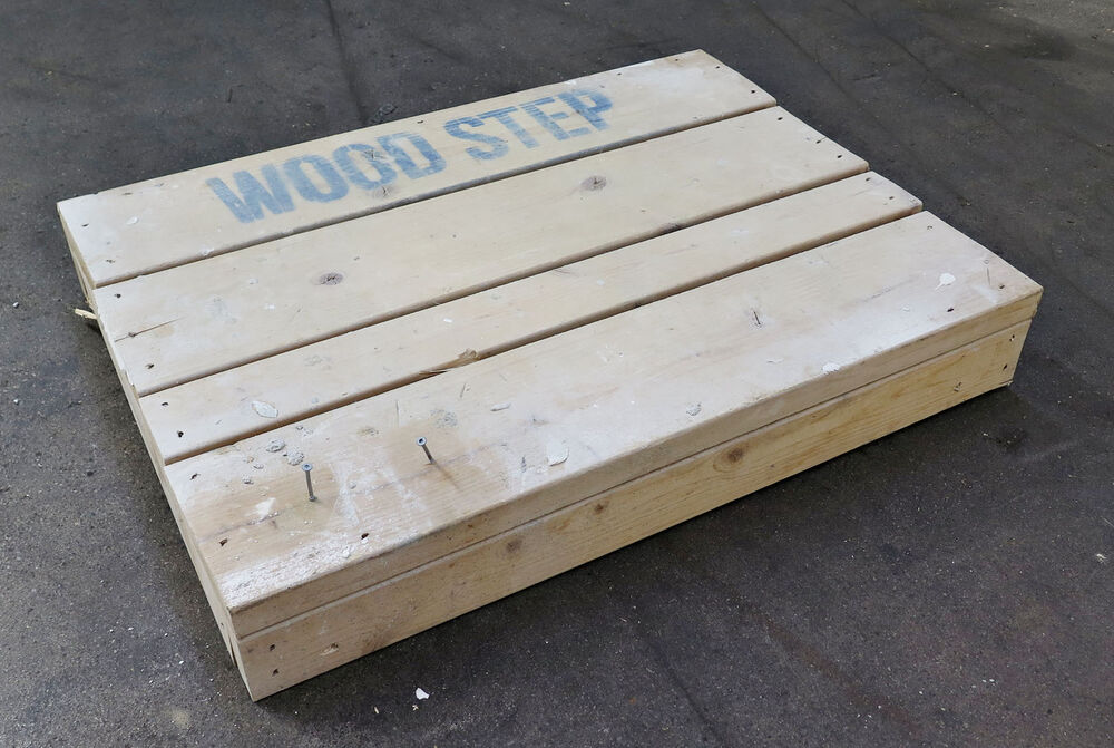 Wood step - Genbyg